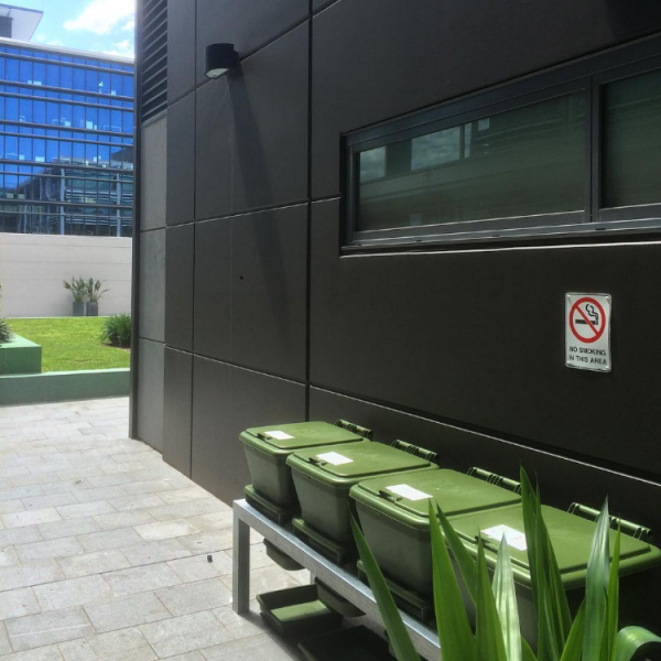 Commercial - Wormlovers worm farms