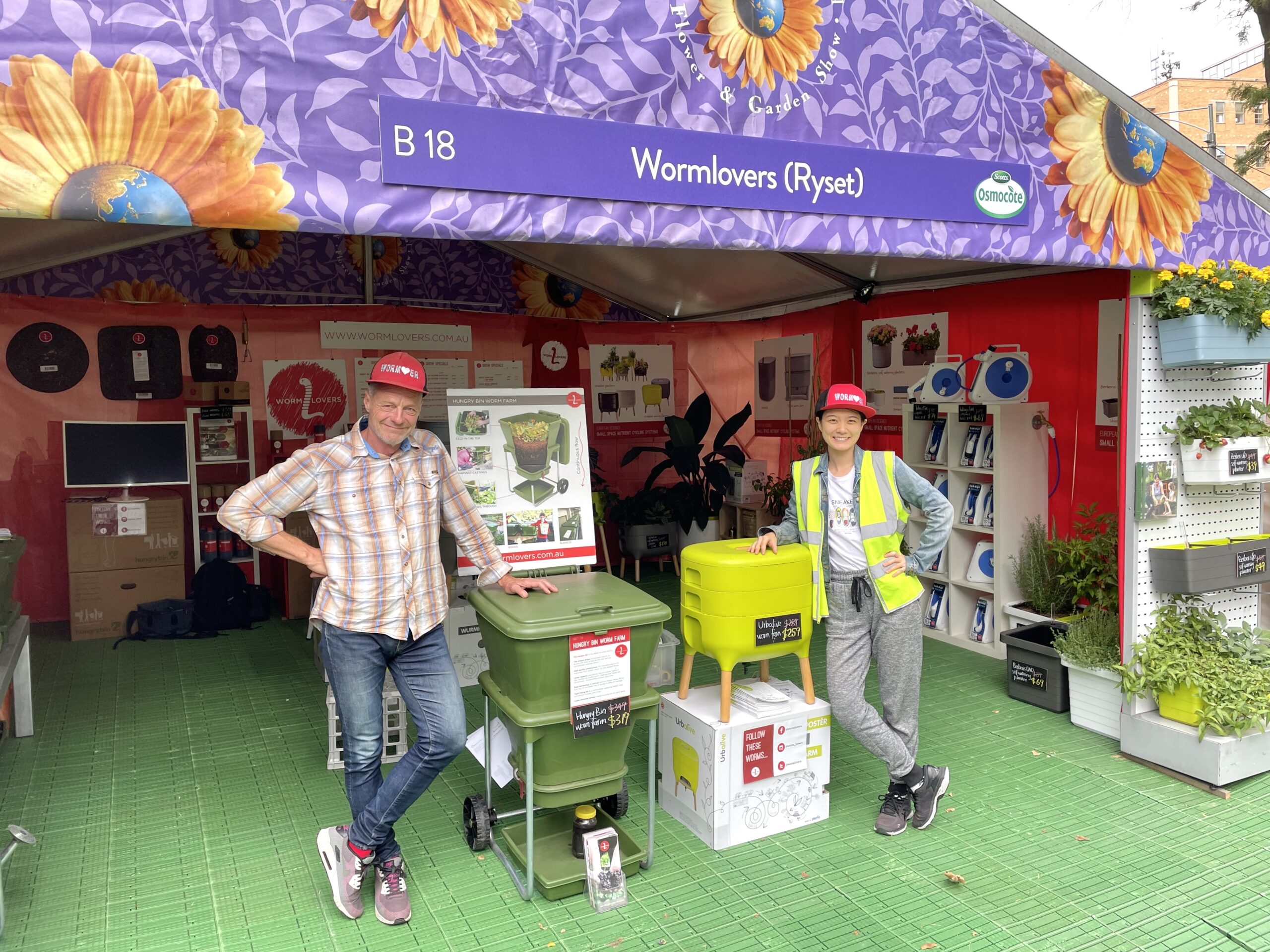 Nice to see you at the Melbourne International Flower and Garden Show! - Wormlovers worm farms