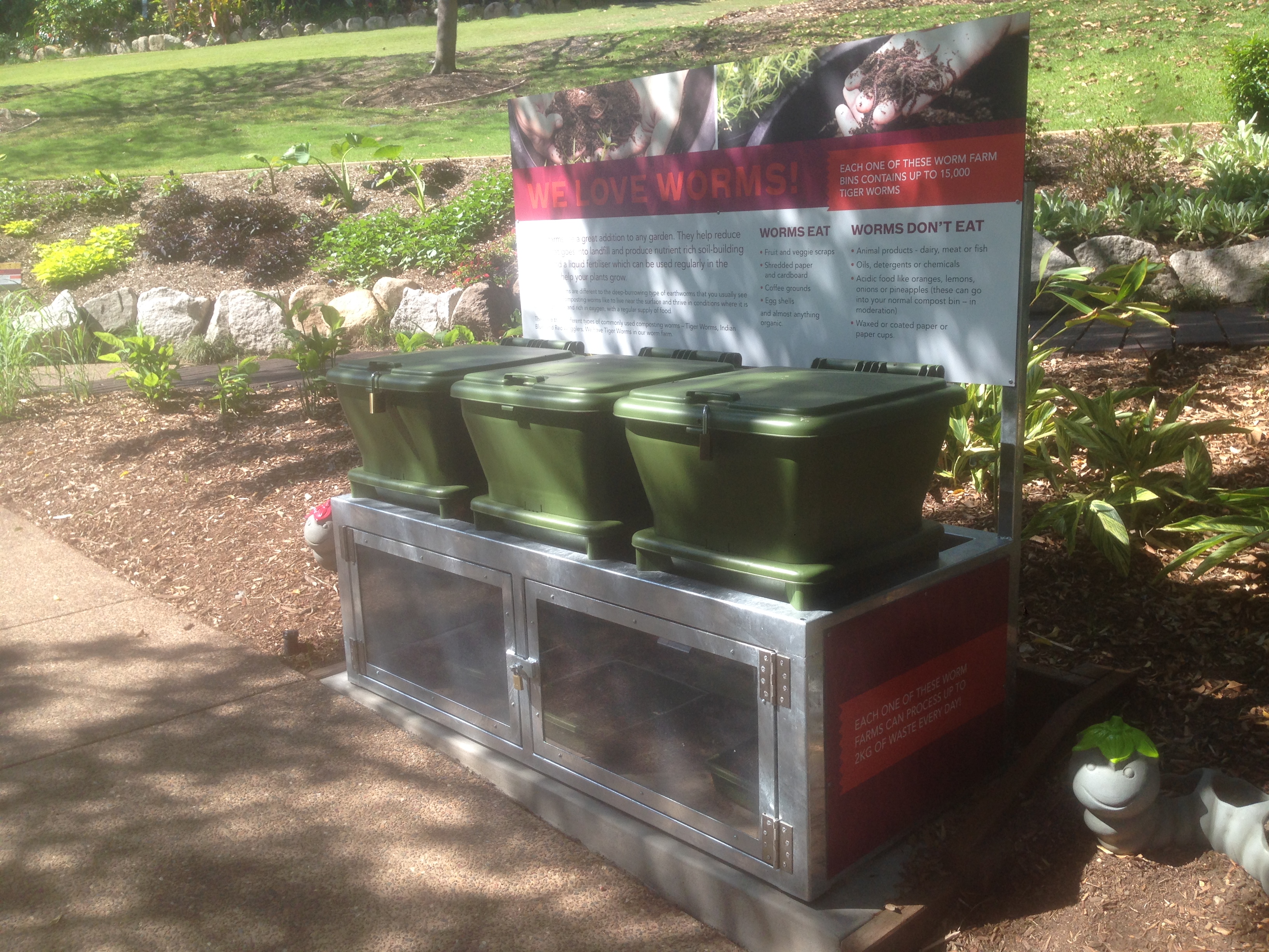 Commercial - Wormlovers worm farms
